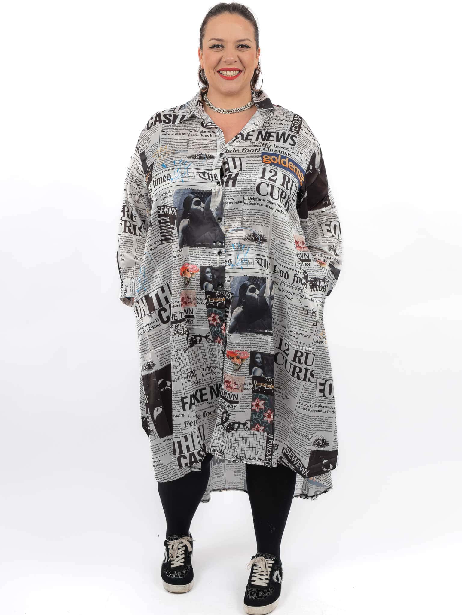 Robe chemise imprimé journal - Mode Grande Taille - Fashion Curvy Shop